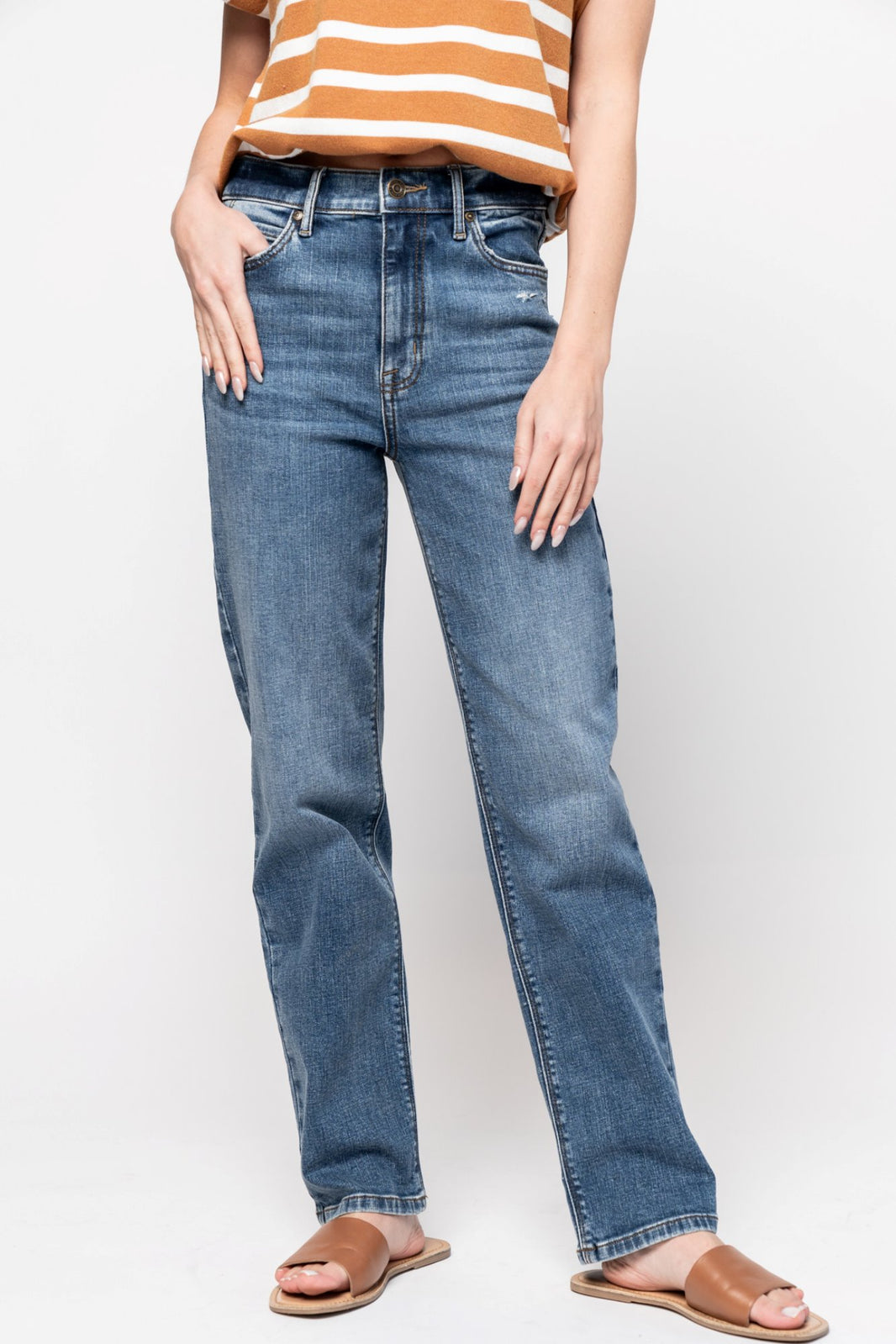 JEANS – Holley Girl